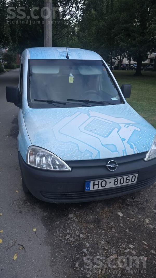 Blue Opel Combo 2011 in Jurmala, with an engine capacity of 1.40 L and mileage of 400 thousand km for 1000 €, photo 1 on AUTOMOTO.COM.LV