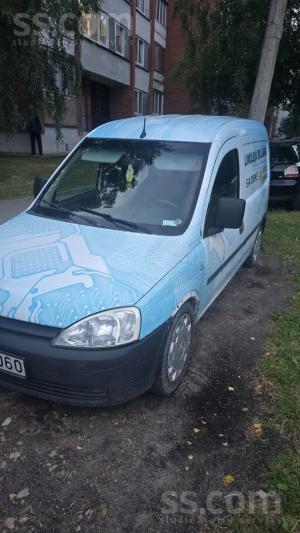 Blue Opel Combo 2011 in Jurmala, with an engine capacity of 1.40 L and mileage of 400 thousand km for 1000 €, photo 3 on AUTOMOTO.COM.LV