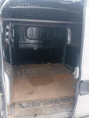 Blue Opel Combo 2016 in Dobele, with an engine capacity of 1.30 L and mileage of 53 thousand km for 5000 €, photo 5 on AUTOMOTO.COM.LV