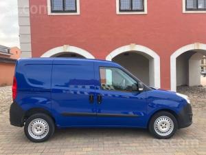 Blue Opel Combo 2017 in Bauska, with an engine capacity of 1.30 L and mileage of 111 thousand km for 4950 €, photo 5 on AUTOMOTO.COM.LV
