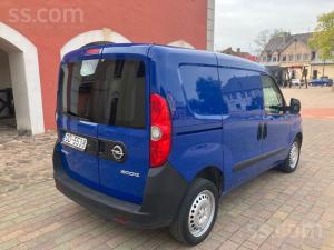 Blue Opel Combo 2017 in Bauska, with an engine capacity of 1.30 L and mileage of 111 thousand km for 4950 €, photo 6 on AUTOMOTO.COM.LV
