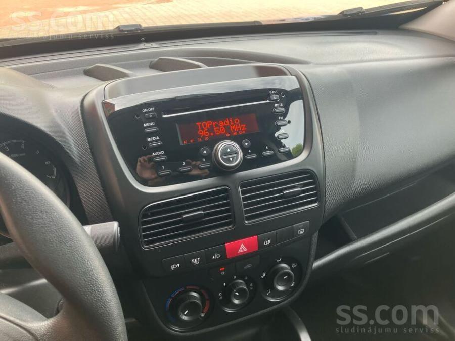 Blue Opel Combo 2017 in Bauska, with an engine capacity of 1.30 L and mileage of 111 thousand km for 4950 €, photo 20 on AUTOMOTO.COM.LV