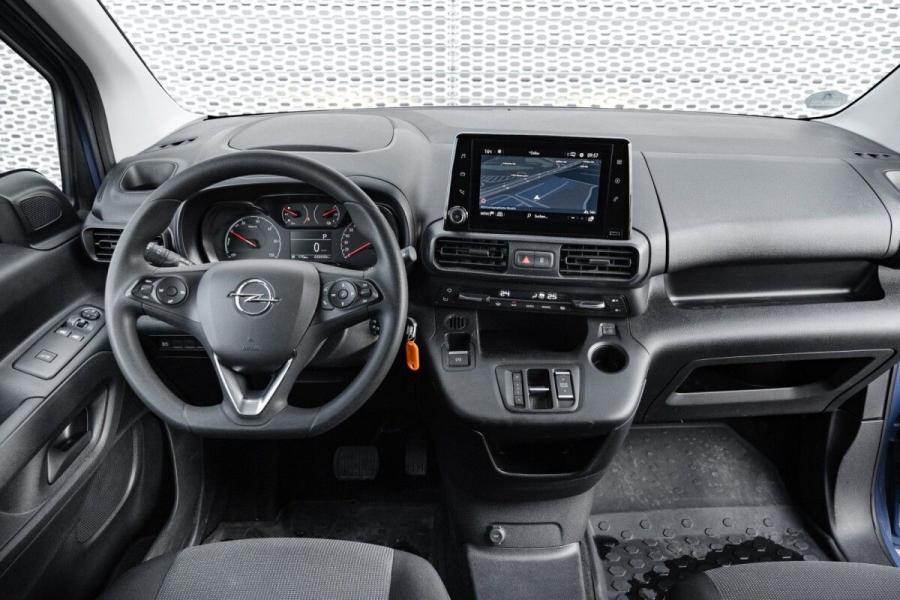 Zils Opel Combo 2022 Mārupe, ar dzinēja tilpumu 0.10 L un nobraukumu 40 tūkst. km par 20195 €, foto 7 vietnē AUTOMOTO.COM.LV
