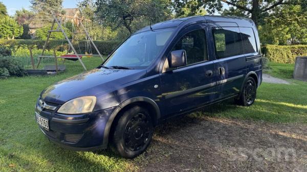 Zils Opel Combo 2005 Kuldīga, ar dzinēja tilpumu 1.70 L un nobraukumu 350 tūkst. km par 1590 €, foto 1 vietnē AUTOMOTO.COM.LV