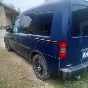 Zils Opel Combo 2006 Cēsis, ar dzinēja tilpumu 1.40 L un nobraukumu 330 tūkst. km par 1100 €, foto 4 vietnē AUTOMOTO.COM.LV