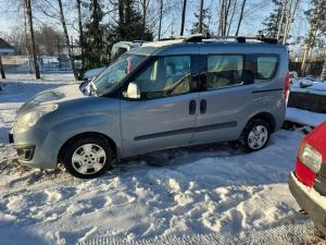 Blue Opel Combo 2012 in Cesis, with an engine capacity of 1.60 L and mileage of 289 thousand km for 1200 €, photo  on AUTOMOTO.COM.LV