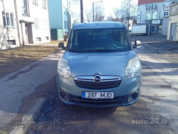 Zils Opel Combo 2013 Tallina, ar dzinēja tilpumu 1.40 L un nobraukumu 131 tūkst. km par 3100 €, foto 2 vietnē AUTOMOTO.COM.LV