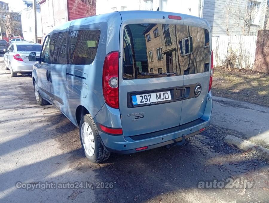 Blue Opel Combo 2013 in Tallinn, with an engine capacity of 1.40 L and mileage of 131 thousand km for 3100 €, photo 3 on AUTOMOTO.COM.LV