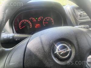 Blue Opel Combo 2013 in Riga, with an engine capacity of 1.30 L and mileage of 267 thousand km for 3200 €, photo 8 on AUTOMOTO.COM.LV