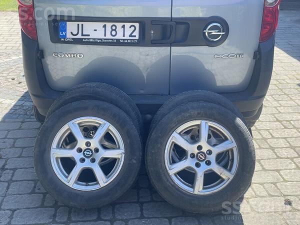 Blue Opel Combo 2013 in Riga, with an engine capacity of 1.30 L and mileage of 267 thousand km for 3200 €, photo 10 on AUTOMOTO.COM.LV