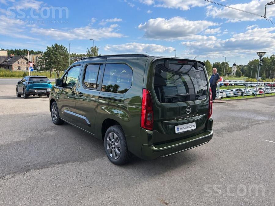Green Opel Combo 2026 in Riga, with an engine capacity of 1.50 L and mileage of 10 thousand km for 33500 €, photo 8 on AUTOMOTO.COM.LV