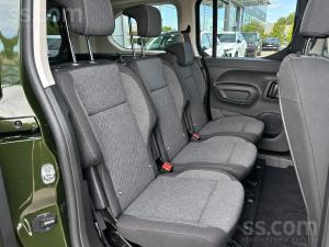 Green Opel Combo 2026 in Riga, with an engine capacity of 1.50 L and mileage of 10 thousand km for 33500 €, photo 11 on AUTOMOTO.COM.LV