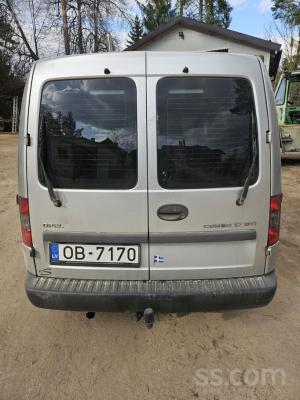 Pelēks Opel Combo 2004 Cēsis, ar dzinēja tilpumu 1.70 L un nobraukumu 230 tūkst. km par 1850 €, foto 5 vietnē AUTOMOTO.COM.LV