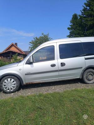 Grey Opel Combo 2004 in Kelme, with an engine capacity of 1.69 L and mileage of 368 thousand km for 600 €, photo 3 on AUTOMOTO.COM.LV