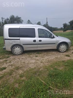 Pelēks Opel Combo 2006 Daugavpils, ar dzinēja tilpumu 1.70 L un nobraukumu 347 tūkst. km par 1800 €, foto  vietnē AUTOMOTO.COM.LV