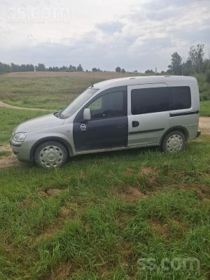 Pelēks Opel Combo 2006 Daugavpils, ar dzinēja tilpumu 1.70 L un nobraukumu 347 tūkst. km par 1800 €, foto 3 vietnē AUTOMOTO.COM.LV