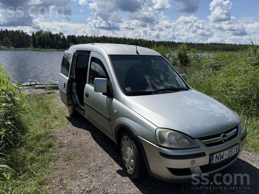 Pelēks Opel Combo 2007 Jūrmala, ar dzinēja tilpumu 1.40 L un nobraukumu 217 tūkst. km par 1200 €, foto 4 vietnē AUTOMOTO.COM.LV