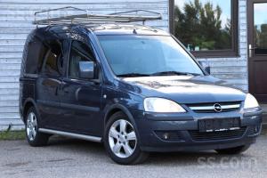 Grey Opel Combo 2007 in Valmiera, with an engine capacity of 1.70 L and mileage of 203 thousand km for 2700 €, photo 3 on AUTOMOTO.COM.LV