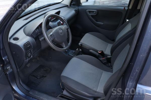 Opel Combo 2007 in Valmiera on AUTOMOTO.COM.LV Grey Opel Combo 2007 in Valmiera, with an engine capacity of 1.70 L and mileage of 203 thousand km for 2700 €, photo 11 on AUTOMOTO.COM.LV