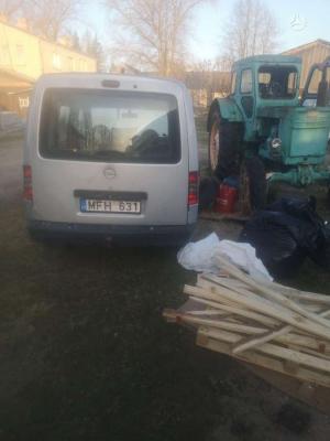 Grey Opel Combo 2008 in Vilnius, with an engine capacity of 1.69 L and mileage of 350 thousand km for 600 €, photo 4 on AUTOMOTO.COM.LV