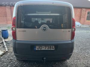 Pelēks Opel Combo 2013 Daugavpils, ar dzinēja tilpumu 1.60 L un nobraukumu 345 tūkst. km par 3500 €, foto 7 vietnē AUTOMOTO.COM.LV