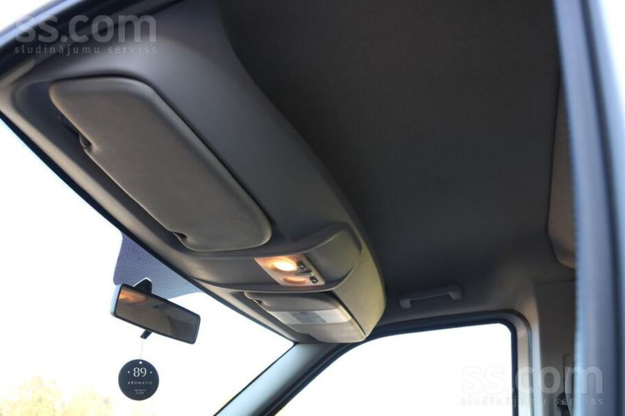 Grey Opel Combo 2013 in Kuldiga, with an engine capacity of 1.60 L and mileage of 266 thousand km for 4550 €, photo 18 on AUTOMOTO.COM.LV