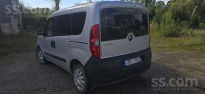 Grey Opel Combo 2014 in Rezekne, with an engine capacity of 1.30 L and mileage of 322 thousand km for 2800 €, photo 4 on AUTOMOTO.COM.LV