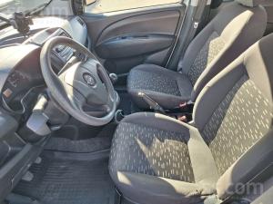 Grey Opel Combo 2015 in Riga, with an engine capacity of 1.30 L and mileage of 254 thousand km for 3900 €, photo 8 on AUTOMOTO.COM.LV
