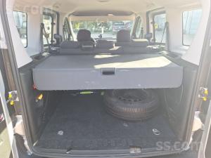Grey Opel Combo 2015 in Riga, with an engine capacity of 1.30 L and mileage of 254 thousand km for 3900 €, photo 11 on AUTOMOTO.COM.LV