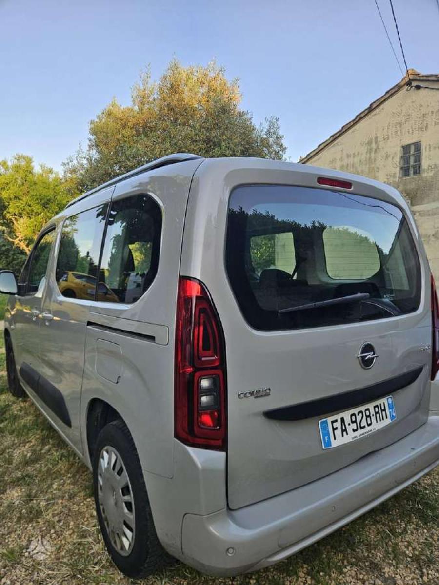 Pelēks Opel Combo 2018 Tauragė, ar dzinēja tilpumu 1.50 L un nobraukumu 147 tūkst. km par 8200 €, foto 4 vietnē AUTOMOTO.COM.LV