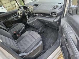 Pelēks Opel Combo 2018 Tauragė, ar dzinēja tilpumu 1.50 L un nobraukumu 147 tūkst. km par 8200 €, foto 9 vietnē AUTOMOTO.COM.LV