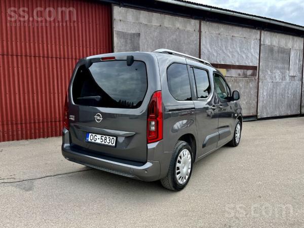 Pelēks Opel Combo 2020 Talsi, ar dzinēja tilpumu 1.50 L un nobraukumu 194 tūkst. km par 12200 €, foto 3 vietnē AUTOMOTO.COM.LV
