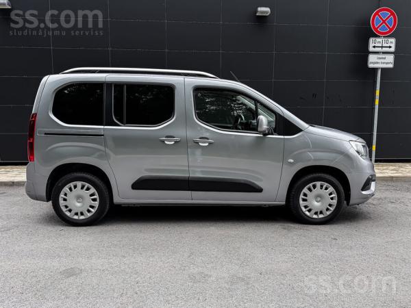Pelēks Opel Combo 2020 Jelgava, ar dzinēja tilpumu 1.50 L un nobraukumu 104 tūkst. km par 10500 €, foto 4 vietnē AUTOMOTO.COM.LV