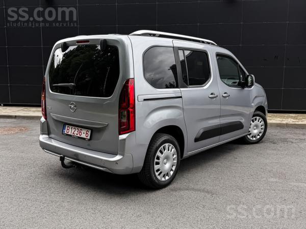 Pelēks Opel Combo 2020 Jelgava, ar dzinēja tilpumu 1.50 L un nobraukumu 104 tūkst. km par 10500 €, foto 5 vietnē AUTOMOTO.COM.LV