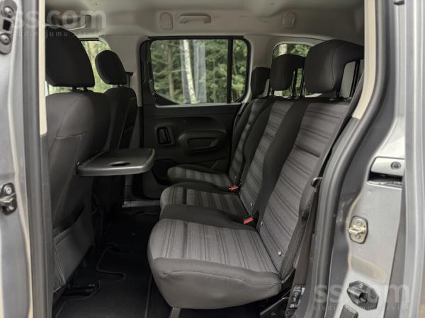 Pelēks Opel Combo 2020 Jelgava, ar dzinēja tilpumu 1.50 L un nobraukumu 104 tūkst. km par 10500 €, foto 9 vietnē AUTOMOTO.COM.LV
