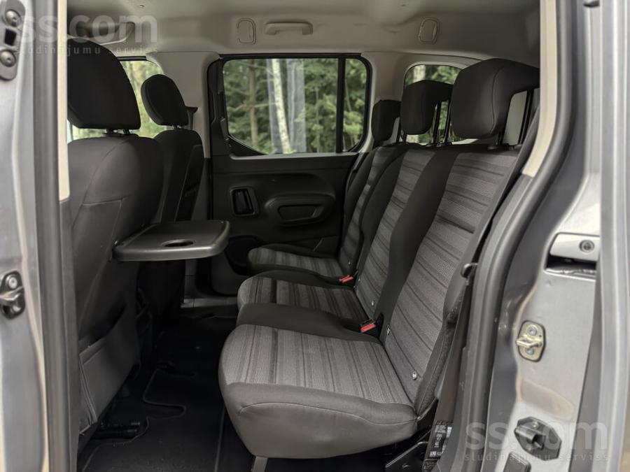 Pelēks Opel Combo 2020 Jelgava, ar dzinēja tilpumu 1.50 L un nobraukumu 104 tūkst. km par 10500 €, foto 10 vietnē AUTOMOTO.COM.LV