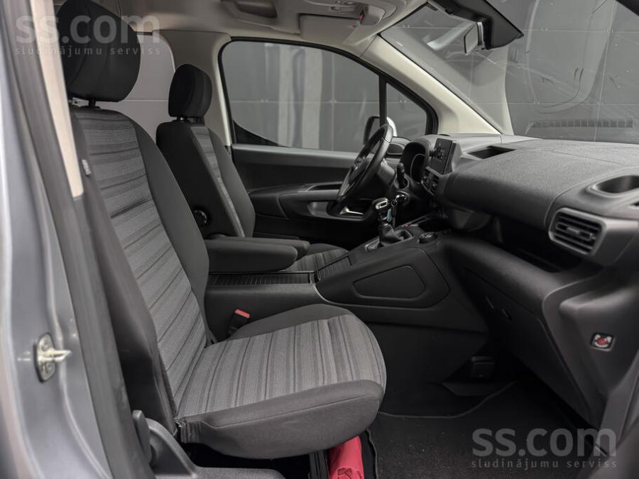 Pelēks Opel Combo 2020 Jelgava, ar dzinēja tilpumu 1.50 L un nobraukumu 104 tūkst. km par 10500 €, foto 13 vietnē AUTOMOTO.COM.LV