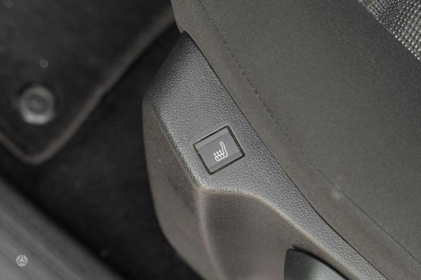 Grey Opel Combo 2022 in Vilnius, with an engine capacity of 1.20 L and mileage of 78 thousand km for 16450 €, photo 10 on AUTOMOTO.COM.LV