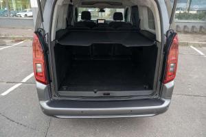 Grey Opel Combo 2022 in Vilnius, with an engine capacity of 1.20 L and mileage of 78 thousand km for 16450 €, photo 14 on AUTOMOTO.COM.LV