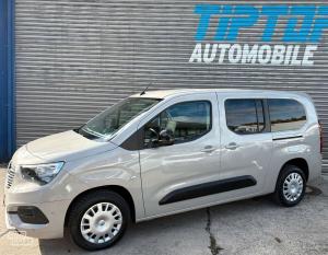 Grey Opel Combo 2023 in Kaunas, with an engine capacity of 1.50 L and mileage of 78 thousand km for 24421 €, photo  on AUTOMOTO.COM.LV