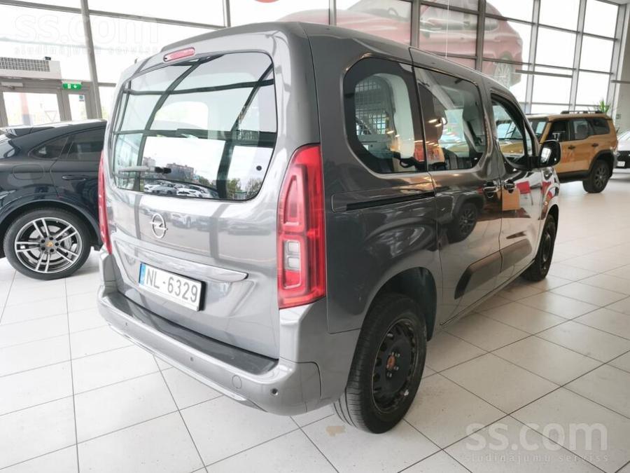 Pelēks Opel Combo 2023 Rīga, ar dzinēja tilpumu 1.50 L un nobraukumu 118 tūkst. km par 15900 €, foto 4 vietnē AUTOMOTO.COM.LV