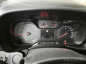 Pelēks Opel Combo 2023 Rīga, ar dzinēja tilpumu 1.50 L un nobraukumu 118 tūkst. km par 15900 €, foto 12 vietnē AUTOMOTO.COM.LV