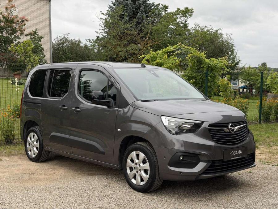 Pelēks Opel Combo 2023 Šauļi, ar dzinēja tilpumu 1.50 L un nobraukumu 227 tūkst. km par 13590 €, foto 4 vietnē AUTOMOTO.COM.LV