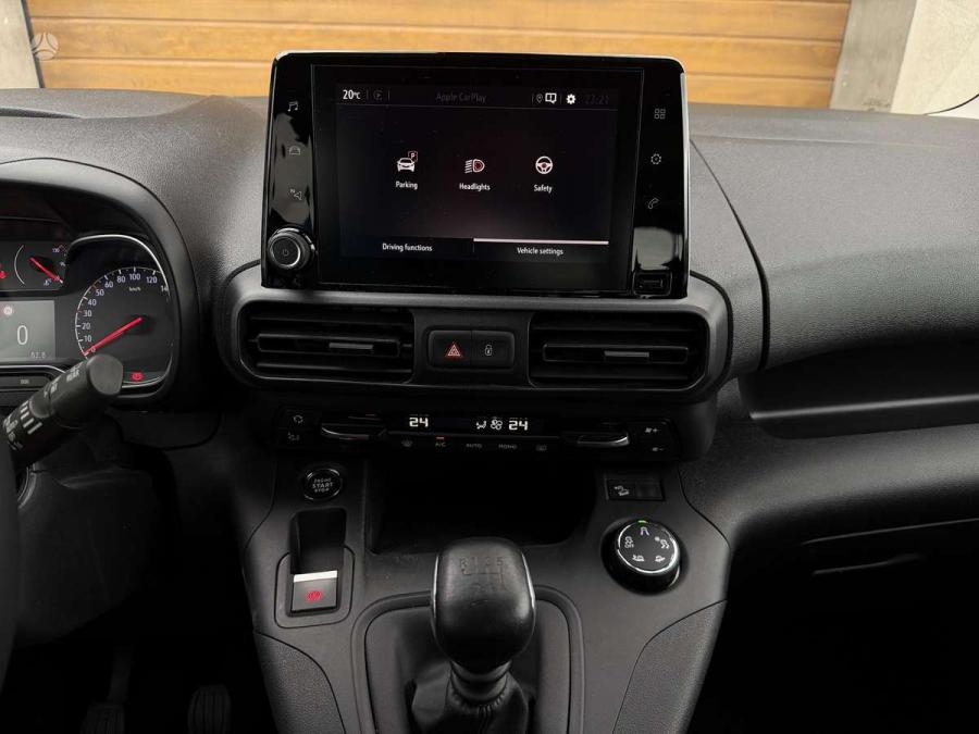 Pelēks Opel Combo 2023 Šauļi, ar dzinēja tilpumu 1.50 L un nobraukumu 227 tūkst. km par 13590 €, foto 21 vietnē AUTOMOTO.COM.LV