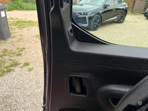 Pelēks Opel Combo 2023 Šauļi, ar dzinēja tilpumu 1.50 L un nobraukumu 227 tūkst. km par 13590 €, foto 26 vietnē AUTOMOTO.COM.LV