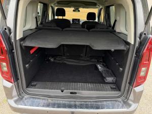 Pelēks Opel Combo 2023 Šauļi, ar dzinēja tilpumu 1.50 L un nobraukumu 227 tūkst. km par 13590 €, foto 33 vietnē AUTOMOTO.COM.LV