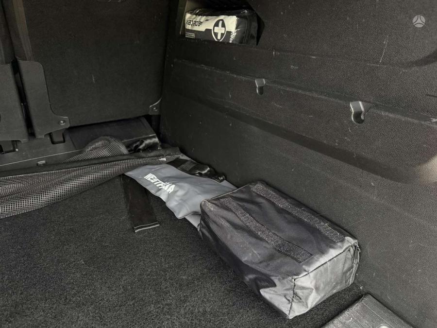 Pelēks Opel Combo 2023 Šauļi, ar dzinēja tilpumu 1.50 L un nobraukumu 227 tūkst. km par 13590 €, foto 34 vietnē AUTOMOTO.COM.LV