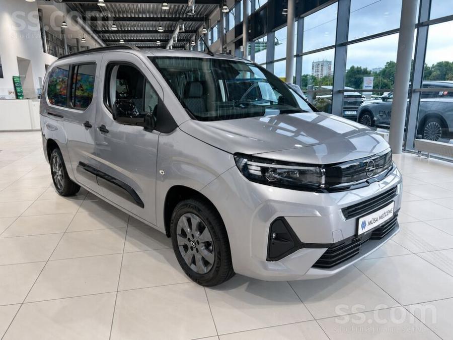 Pelēks Opel Combo 2026 Rīga, ar dzinēja tilpumu 1.50 L un nobraukumu 0 tūkst. km par 33400 €, foto 4 vietnē AUTOMOTO.COM.LV