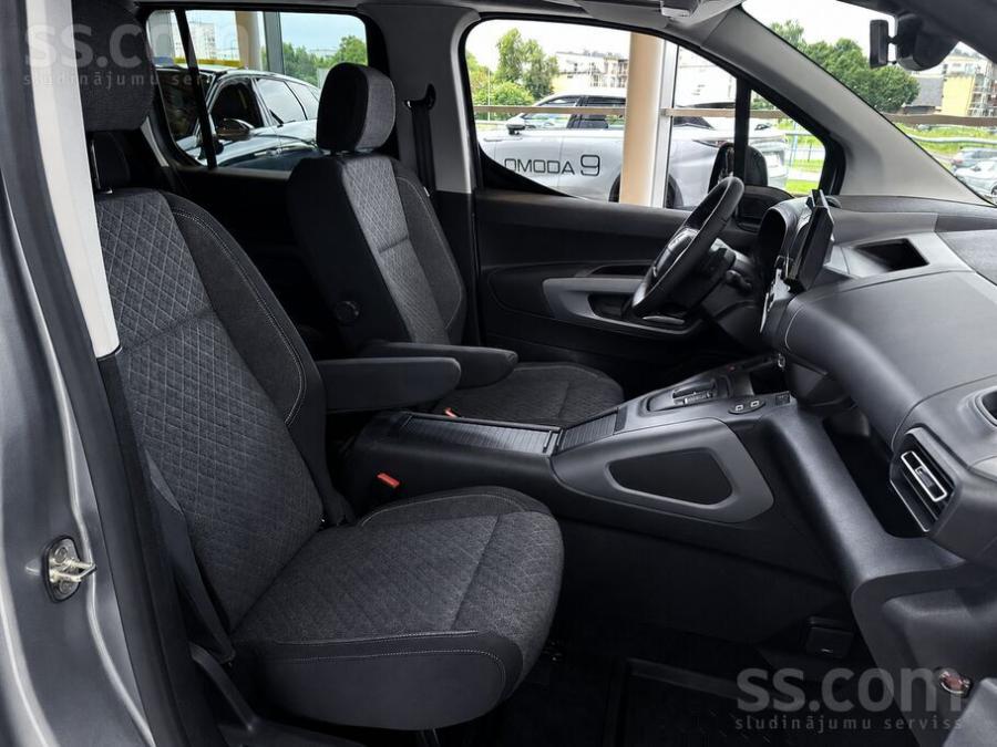 Pelēks Opel Combo 2026 Rīga, ar dzinēja tilpumu 1.50 L un nobraukumu 0 tūkst. km par 33400 €, foto 11 vietnē AUTOMOTO.COM.LV