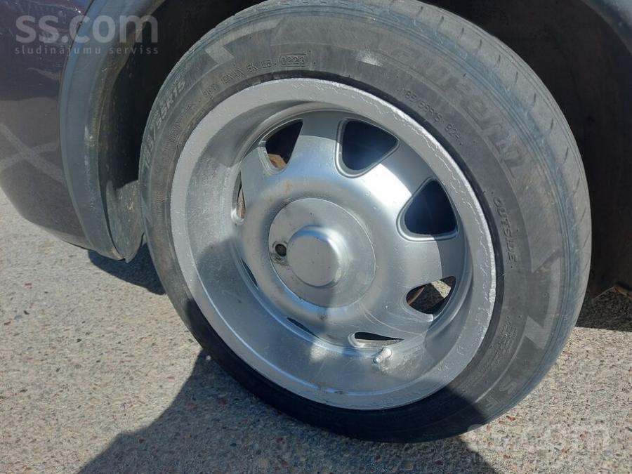 Grey Opel Combo 2004 in Ventspils, with an engine capacity of 1.70 L and mileage of 360 thousand km for 1300 €, photo 9 on AUTOMOTO.COM.LV